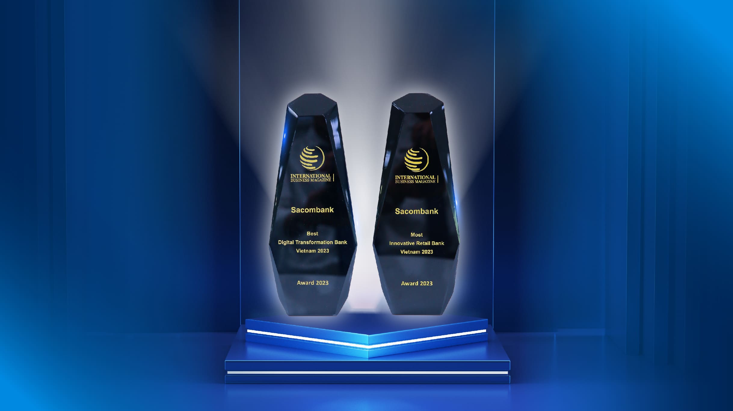 Sacombank won 2 international awards in digital transformation and retail